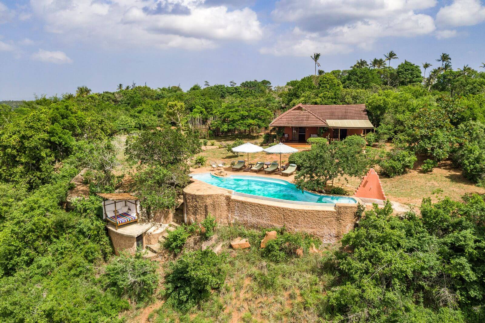 Mandhari Home - Mandhari Lodge